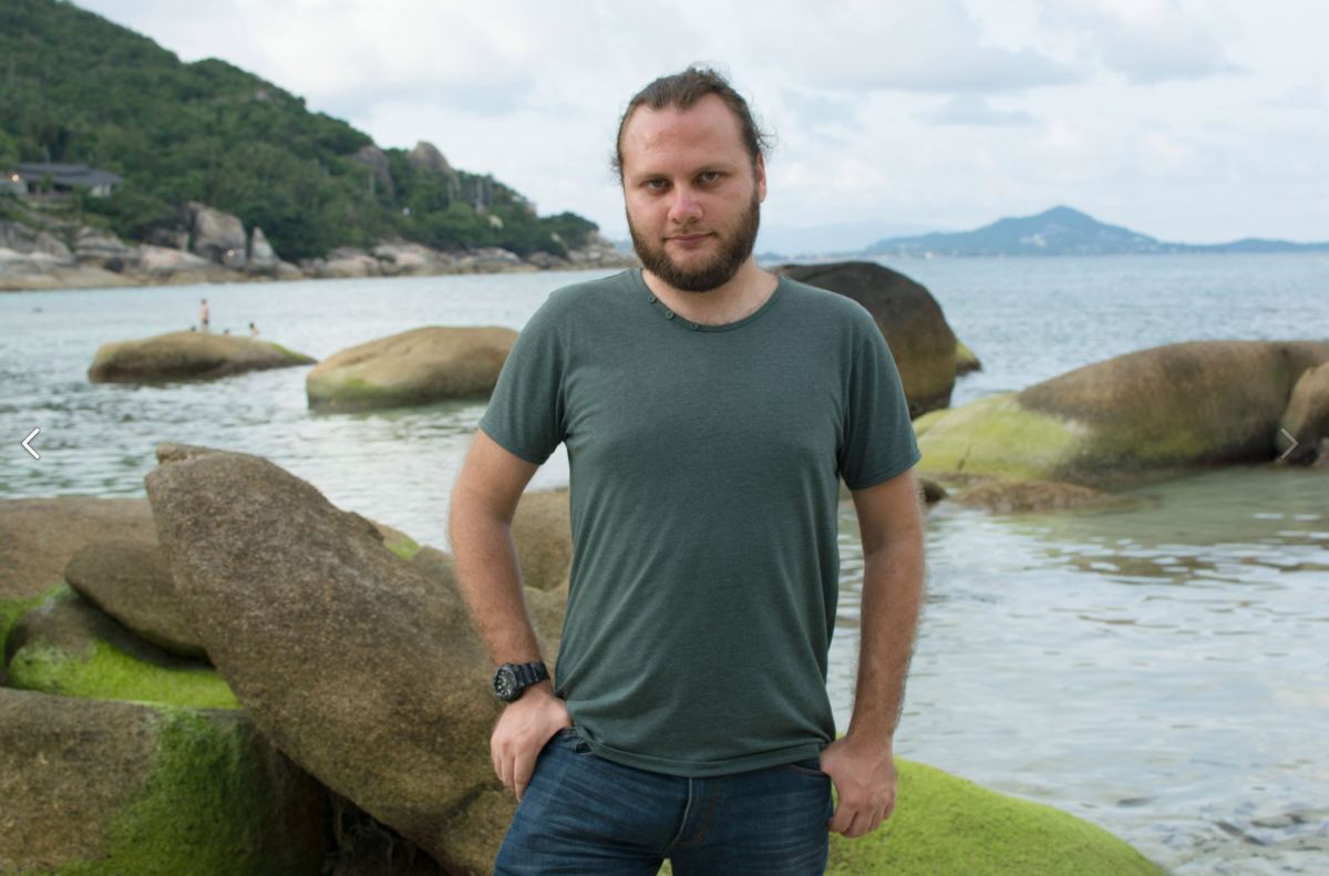 Interview with Dmitry Budnikov, Co-Founder of StockSubmitter ...